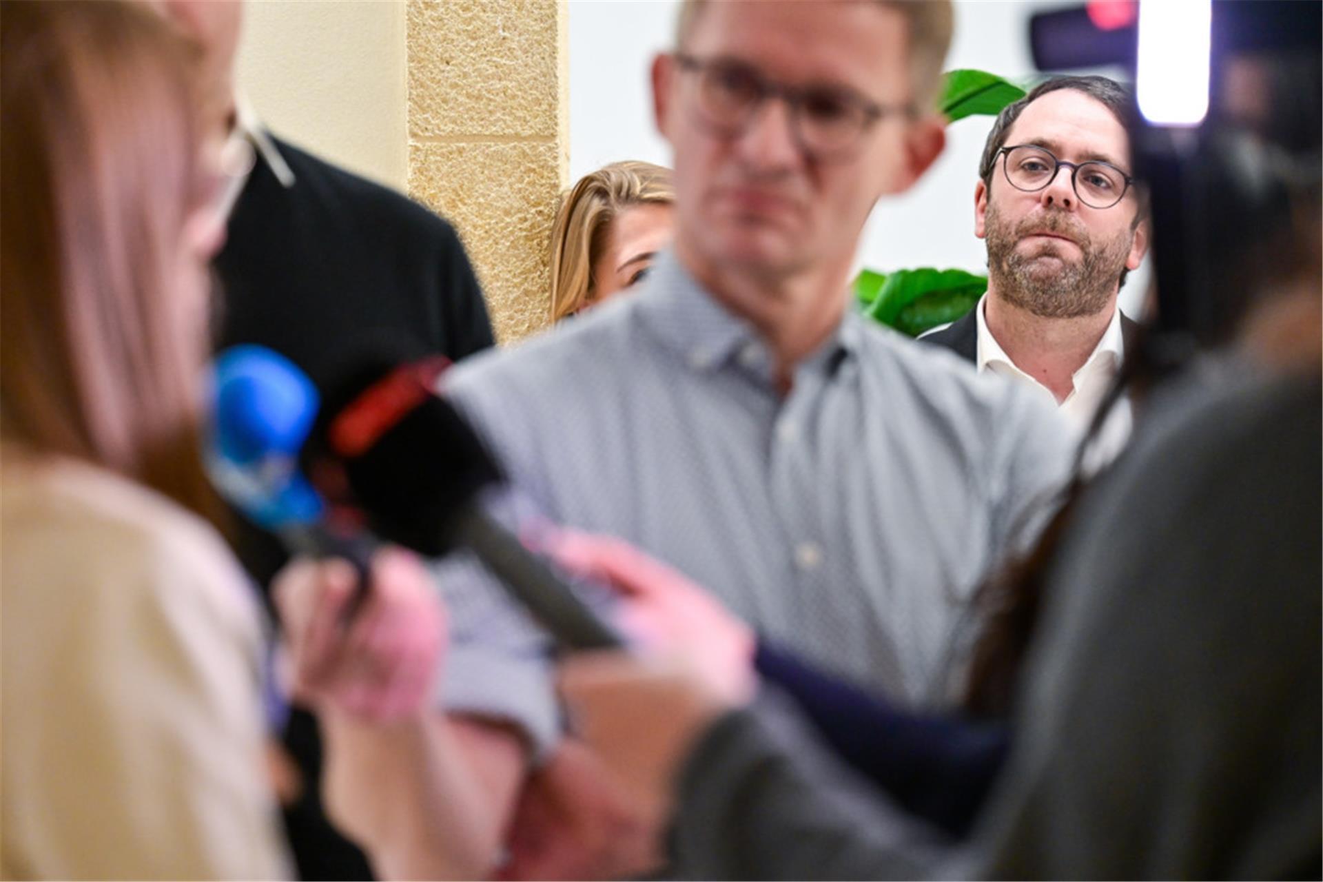 Tageblatt.lu | Der Mann im Mittelpunkt | Caritas-Kommission trifft ...