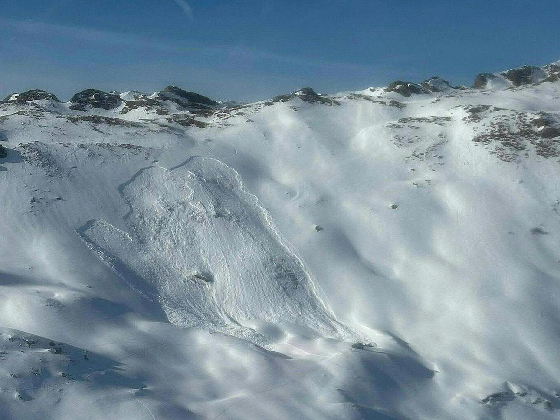 Tageblatt.lu | Wintersport | Acht Tote durch mehrere Lawinen in Österreich