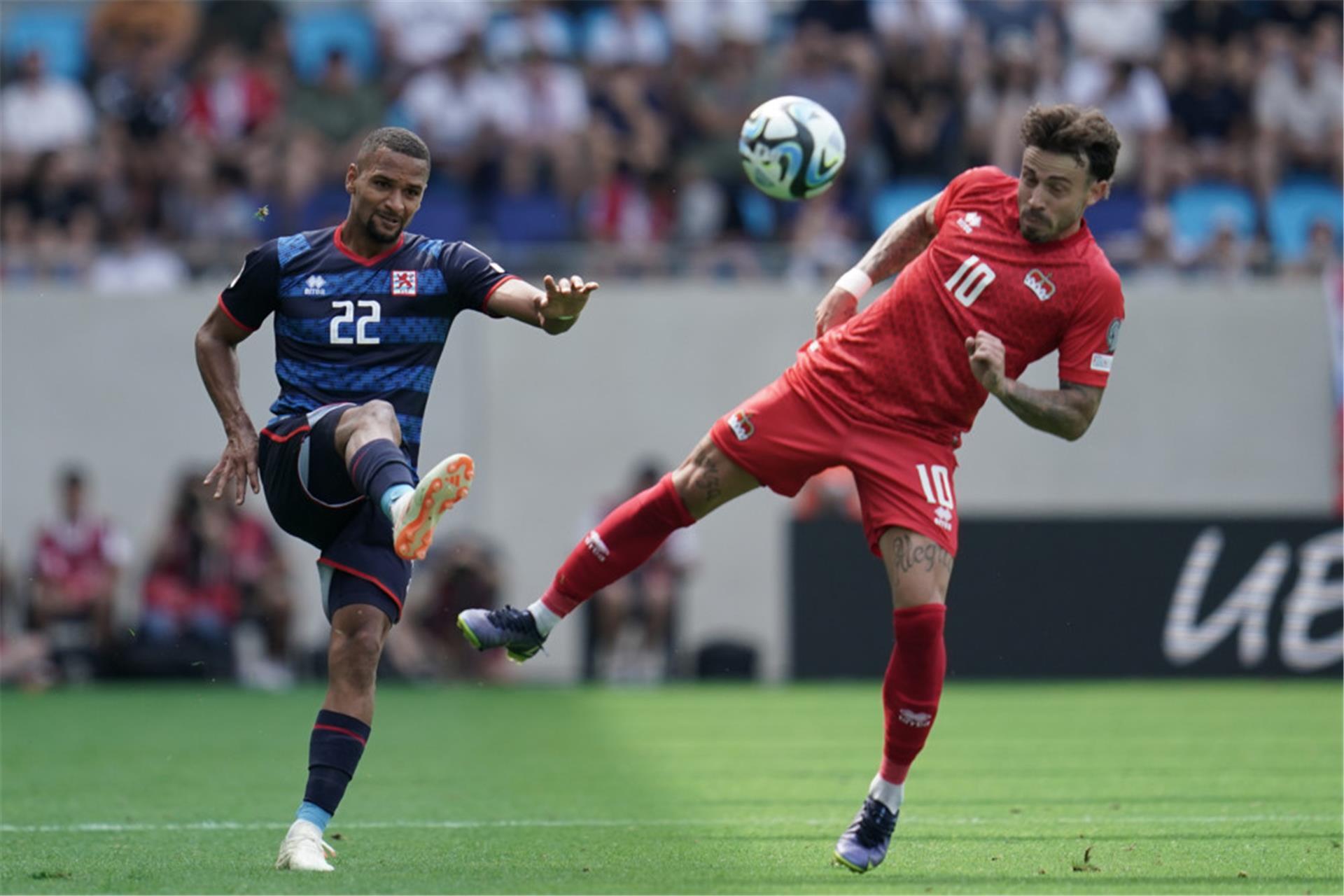 Tageblatt.lu | EM-Qualifikation | 2:0 im Stade de Luxembourg: FLF ...